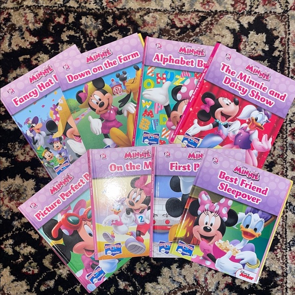 Disney | Toys | Disney Minnie Mouse Pink Storybook Set | Poshmark
